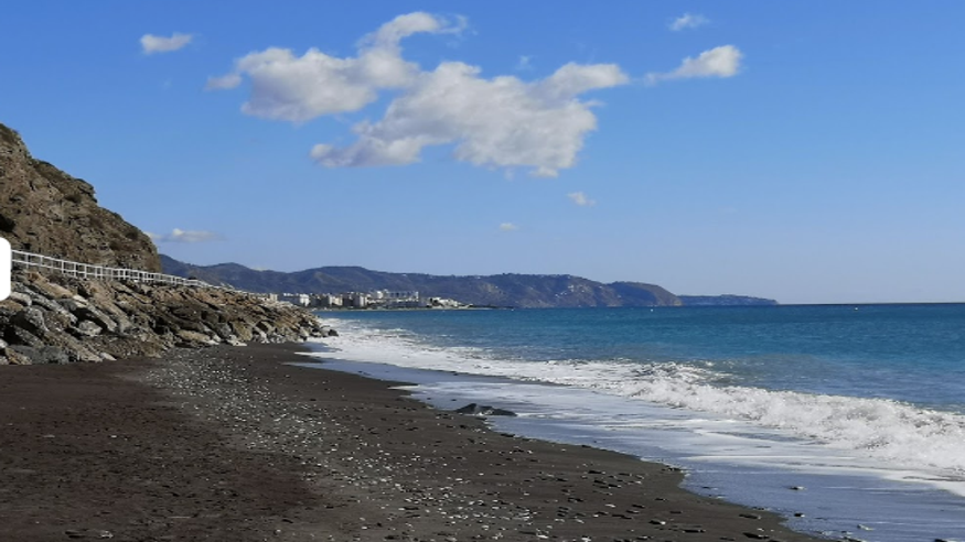 Playa Calaceite, MÁLAGA. 24 plans